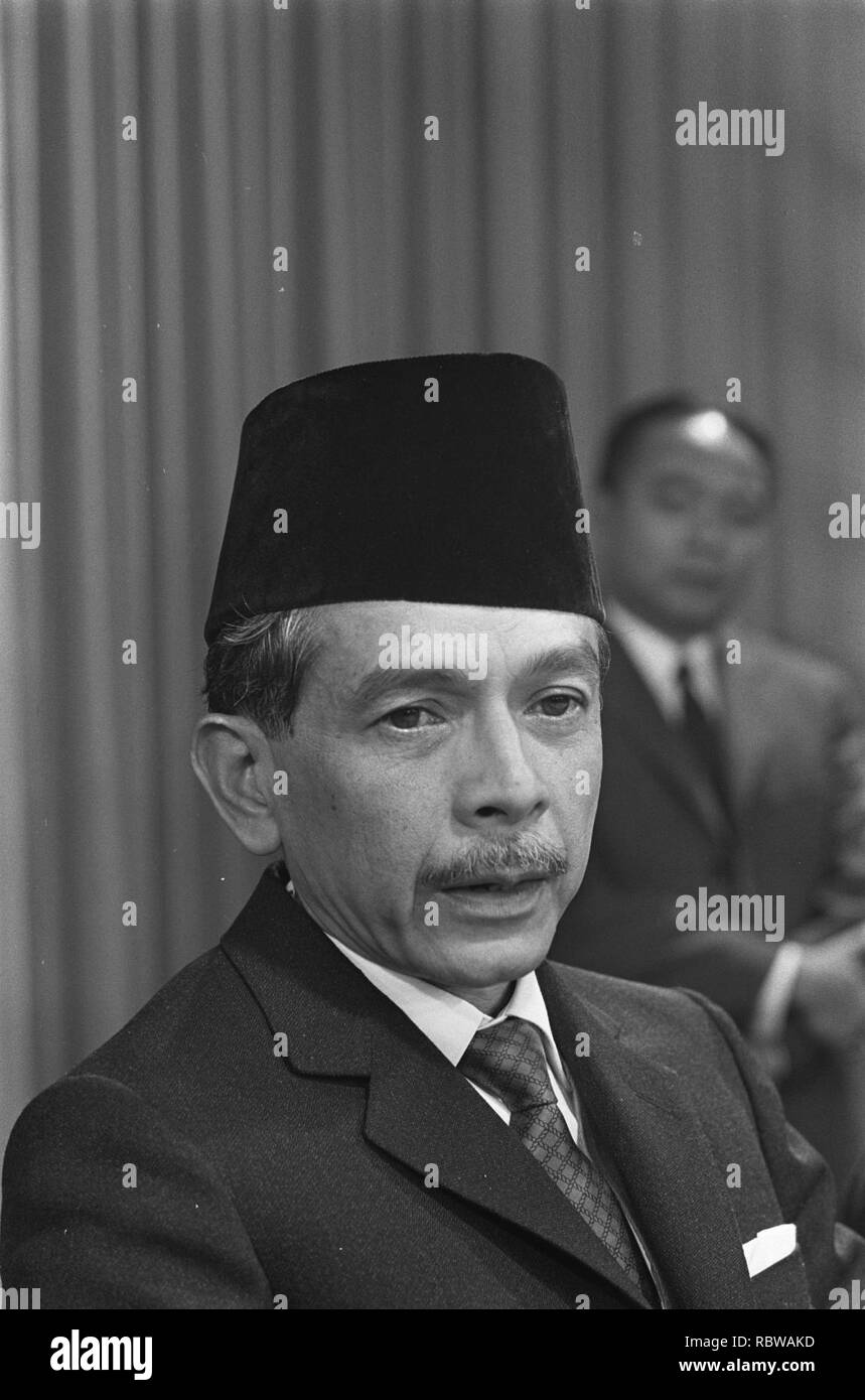 9935 Black and White Stock Photos & Images - Alamy