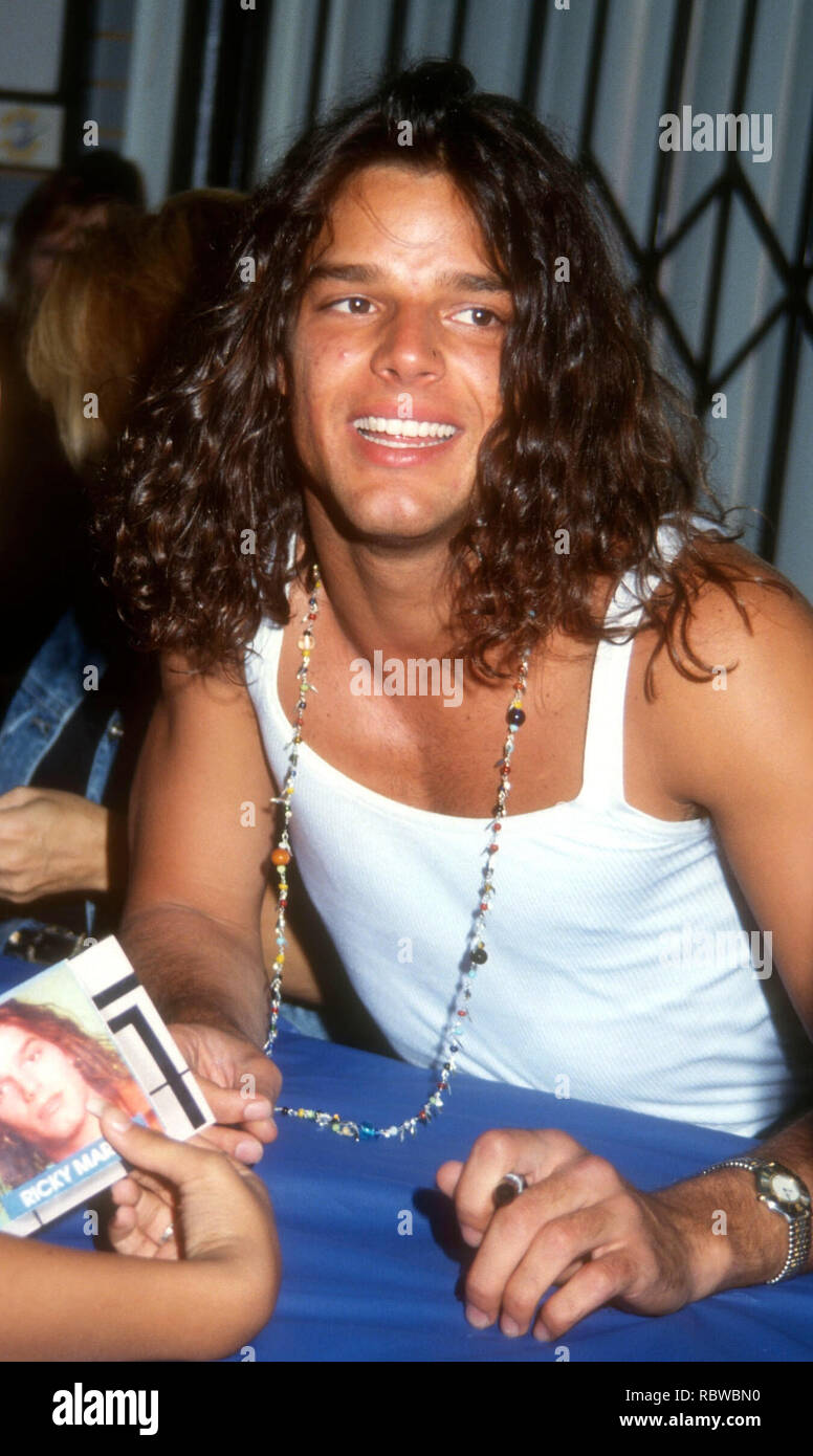 LOS ANGELES, CA - AUGUST 17: Singer Ricky Martin attends in store ...