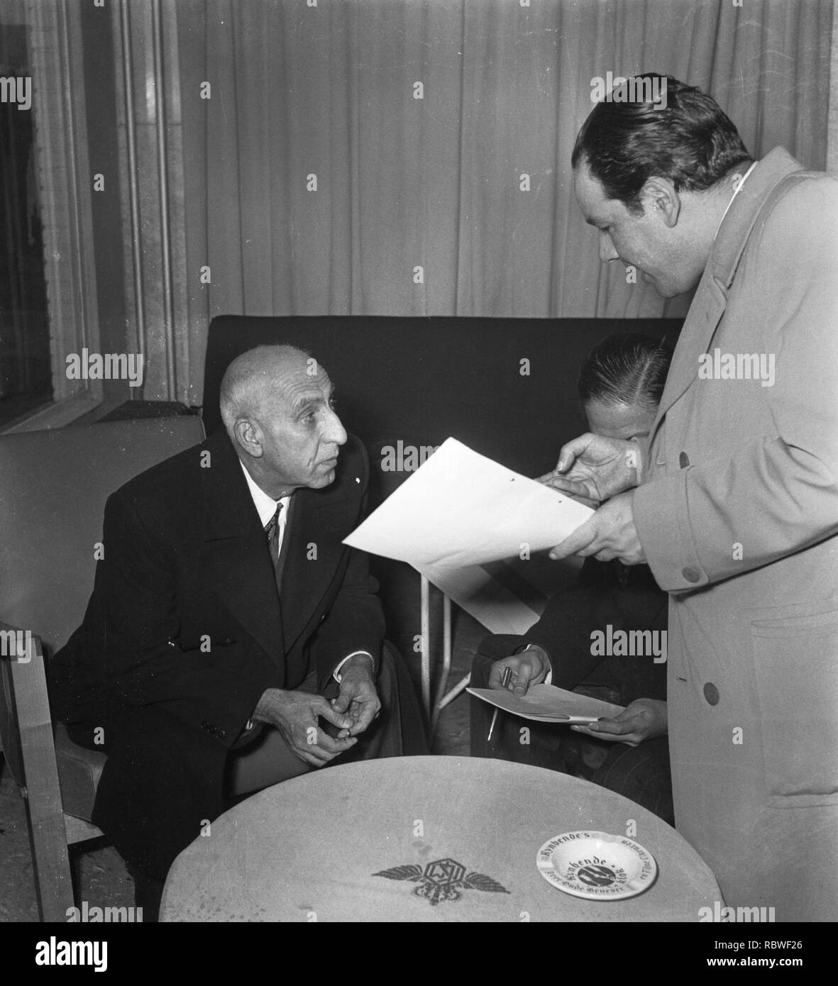 Mossadeq hi-res stock photography and images - Alamy
