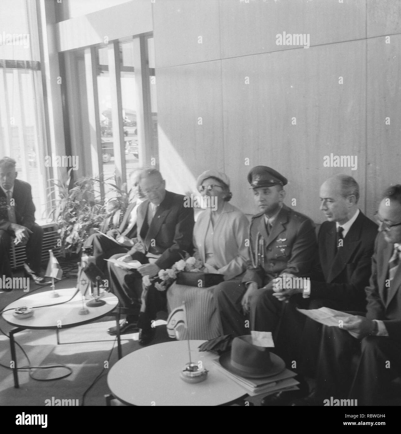 Isaac ben zwi hi-res stock photography and images - Alamy