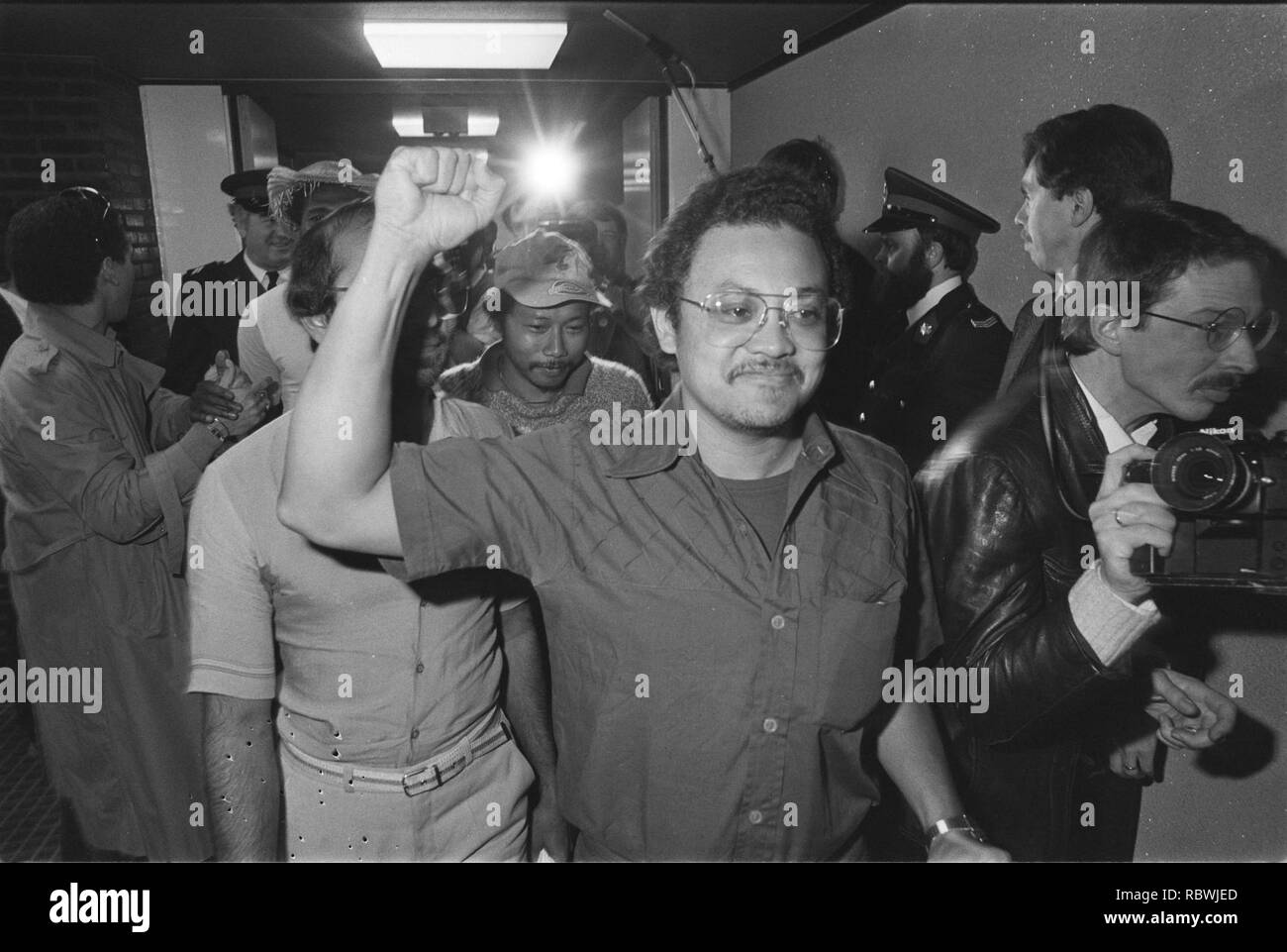 Aankomst tegenstanders van Bouterse die uitgewezen zijn door Frans ...