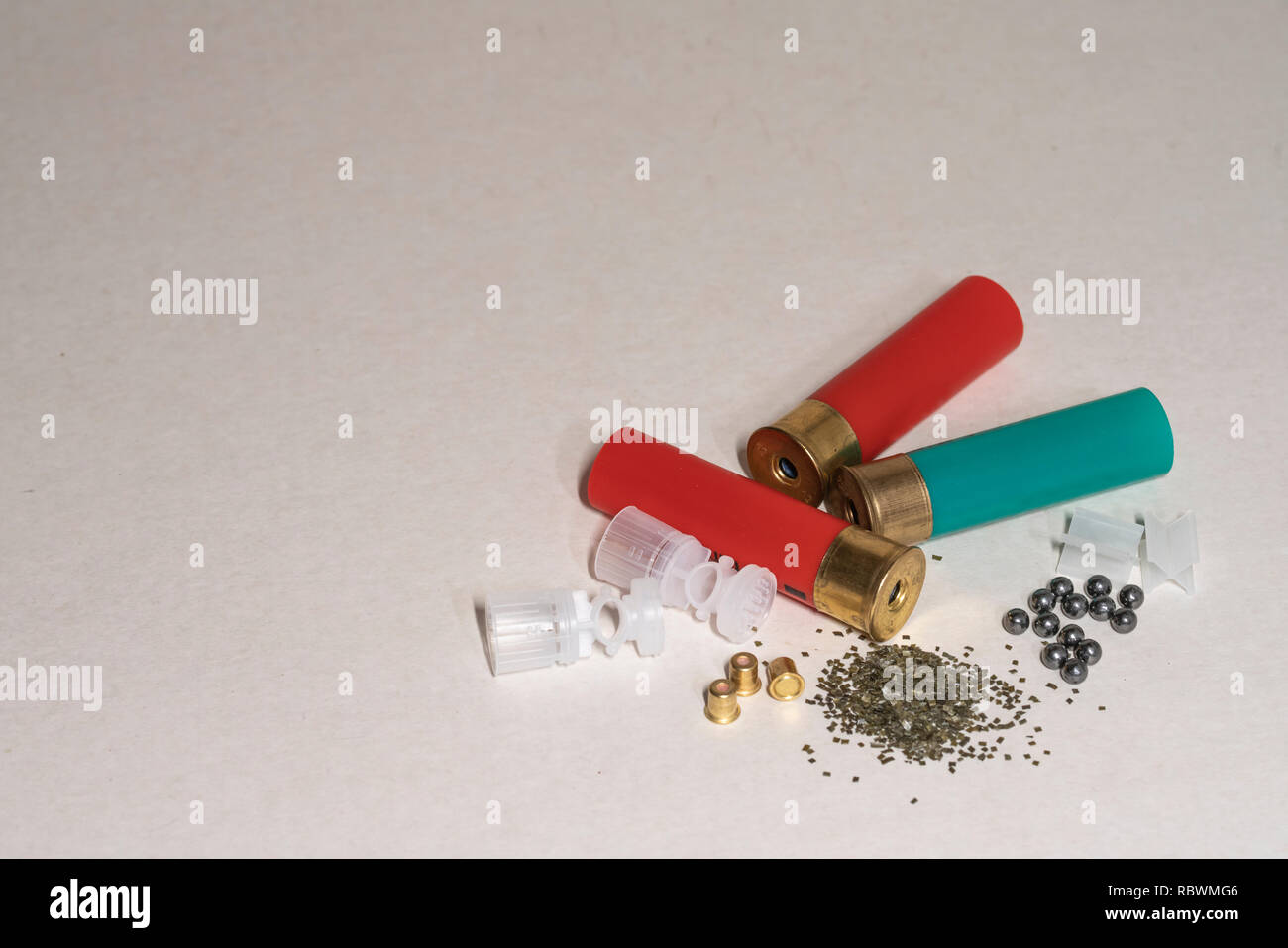 Smokeless gunpowder hi-res stock photography and images - Alamy