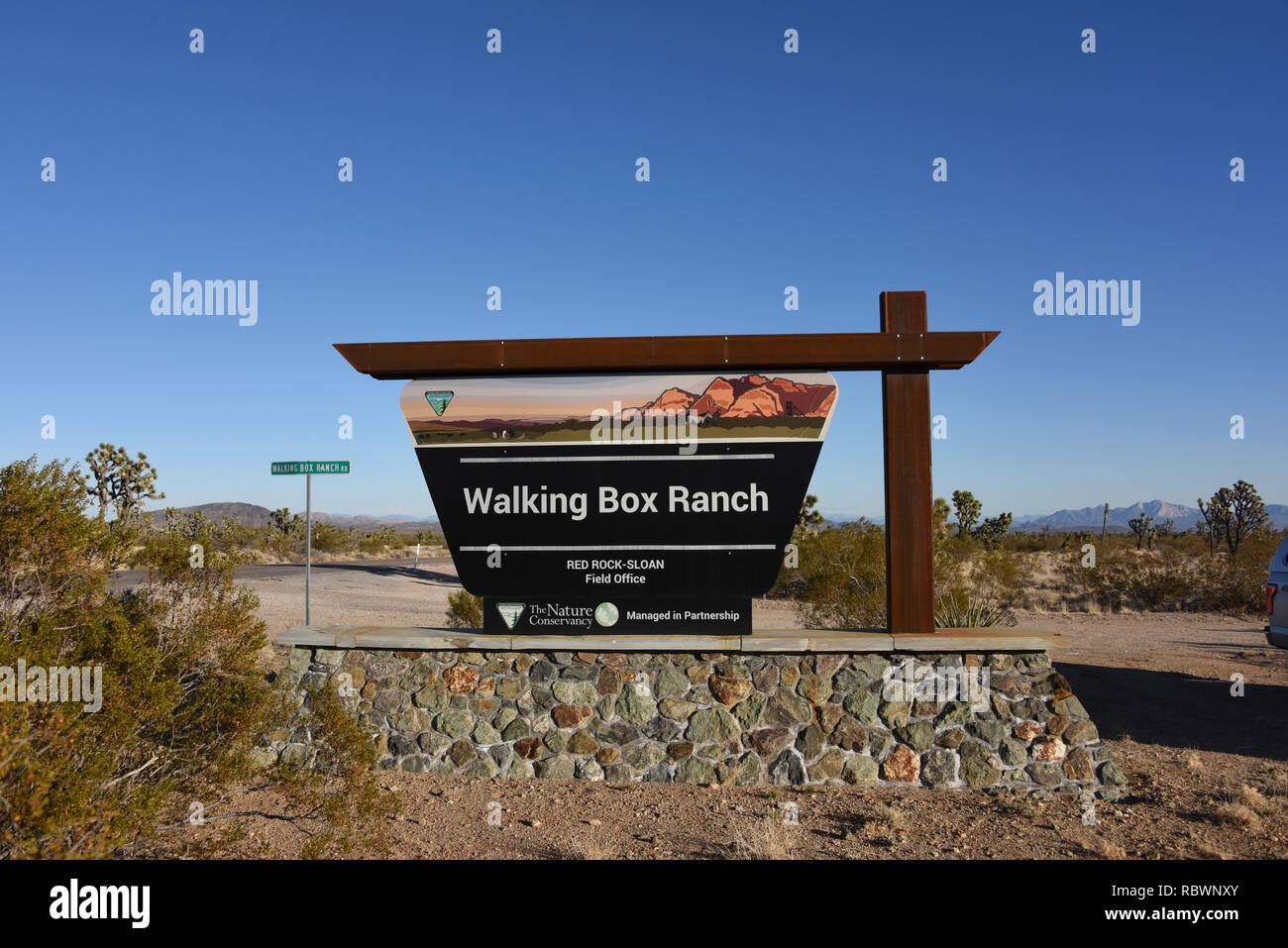 Walking box ranch hi-res stock photography and images - Alamy