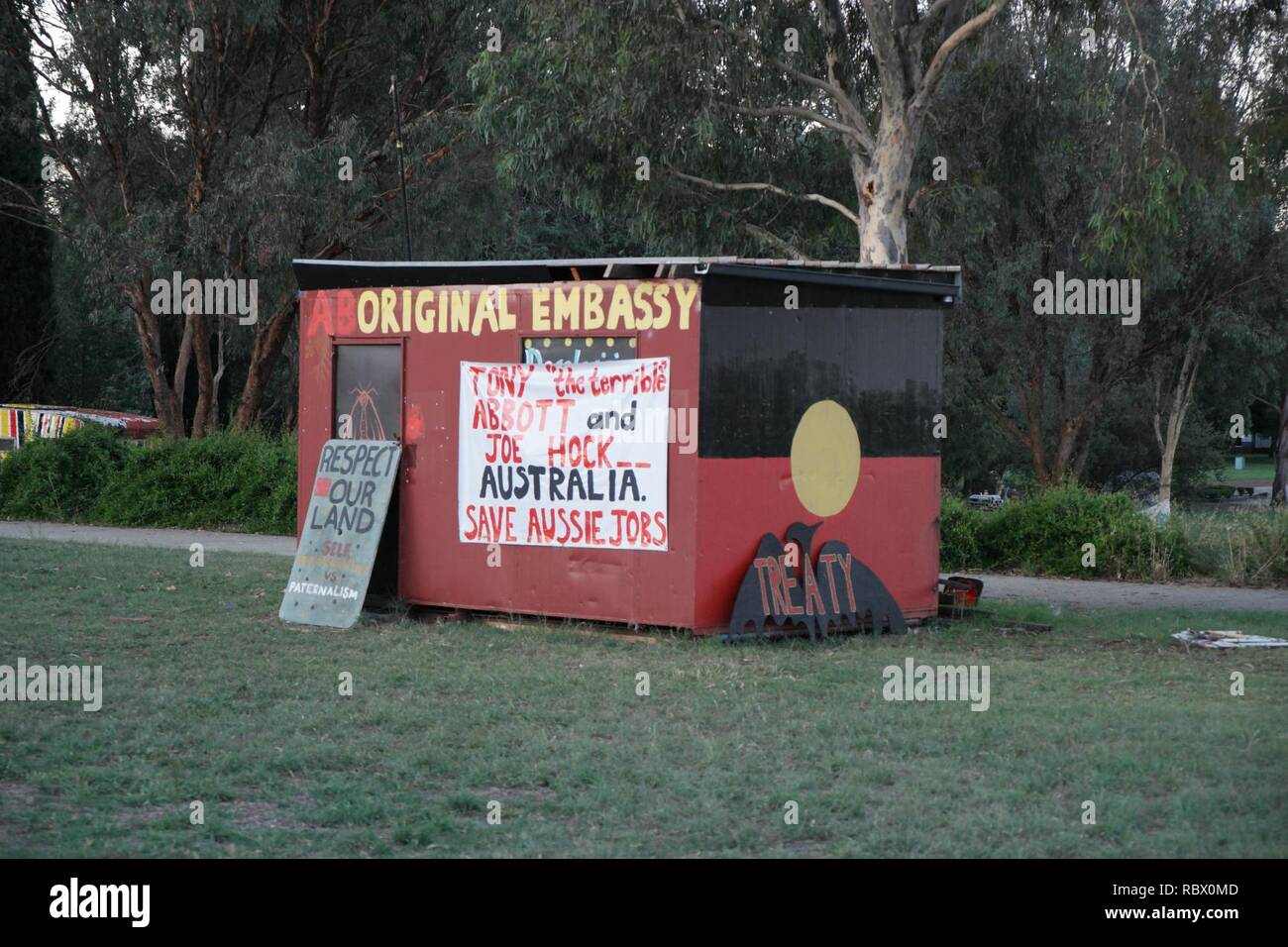 Aboriginal Tent Embassy, Canberra 003 Stock Photo - Alamy
