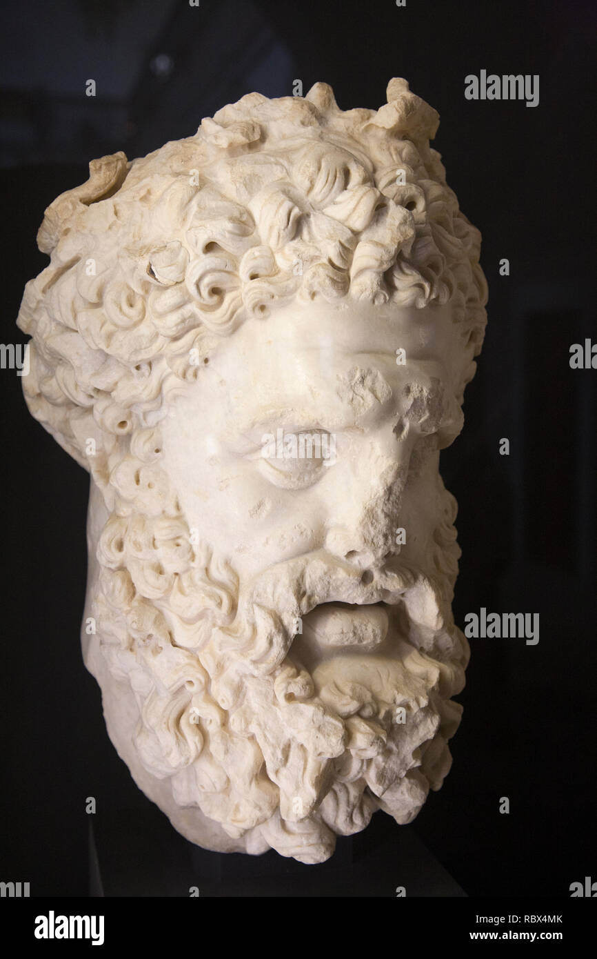 Hercules close up hi-res stock photography and images - Alamy