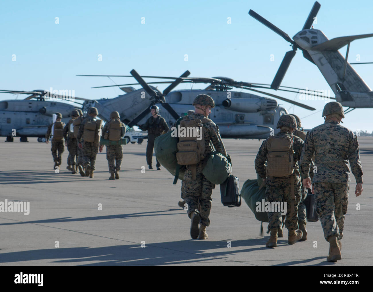 Marine wing support group 37 hi-res stock photography and images - Alamy