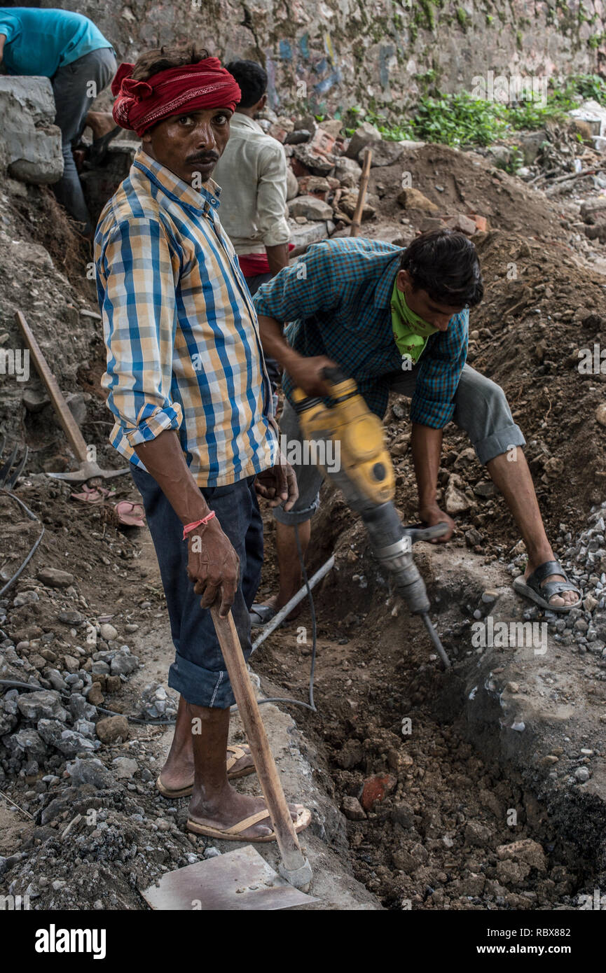 Indian Workers at work, Rishikesh, India Stock Photo - Alamy