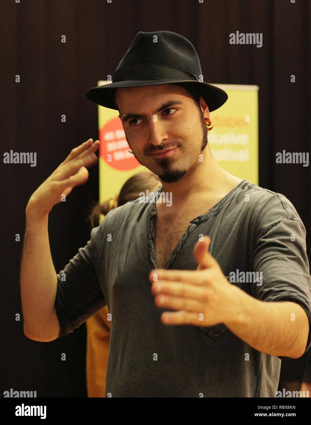 Ace mahbaz poetryslam Stock Photo - Alamy