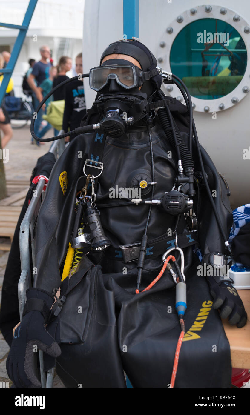 Deep diver details hi-res stock photography and images - Alamy