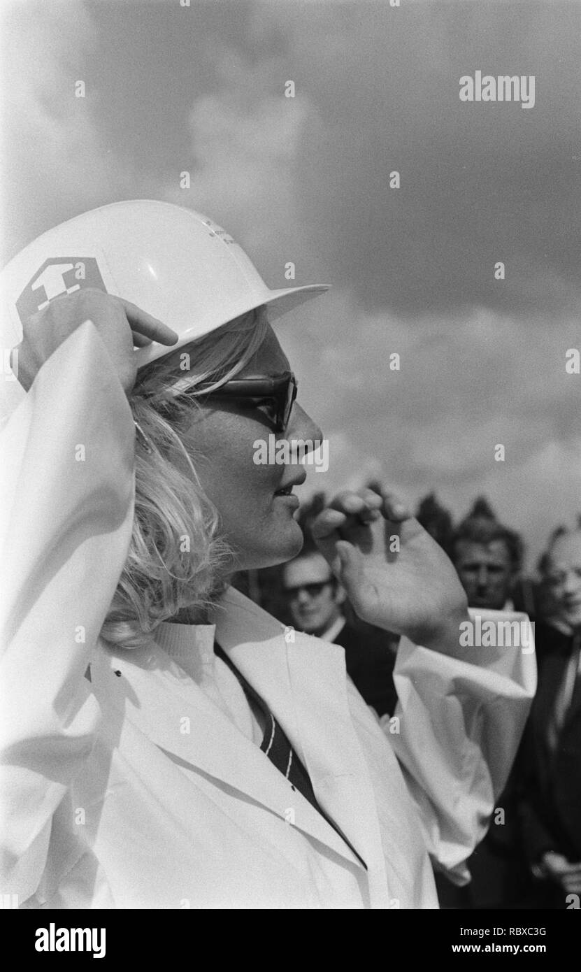 Ada kok hi-res stock photography and images - Alamy