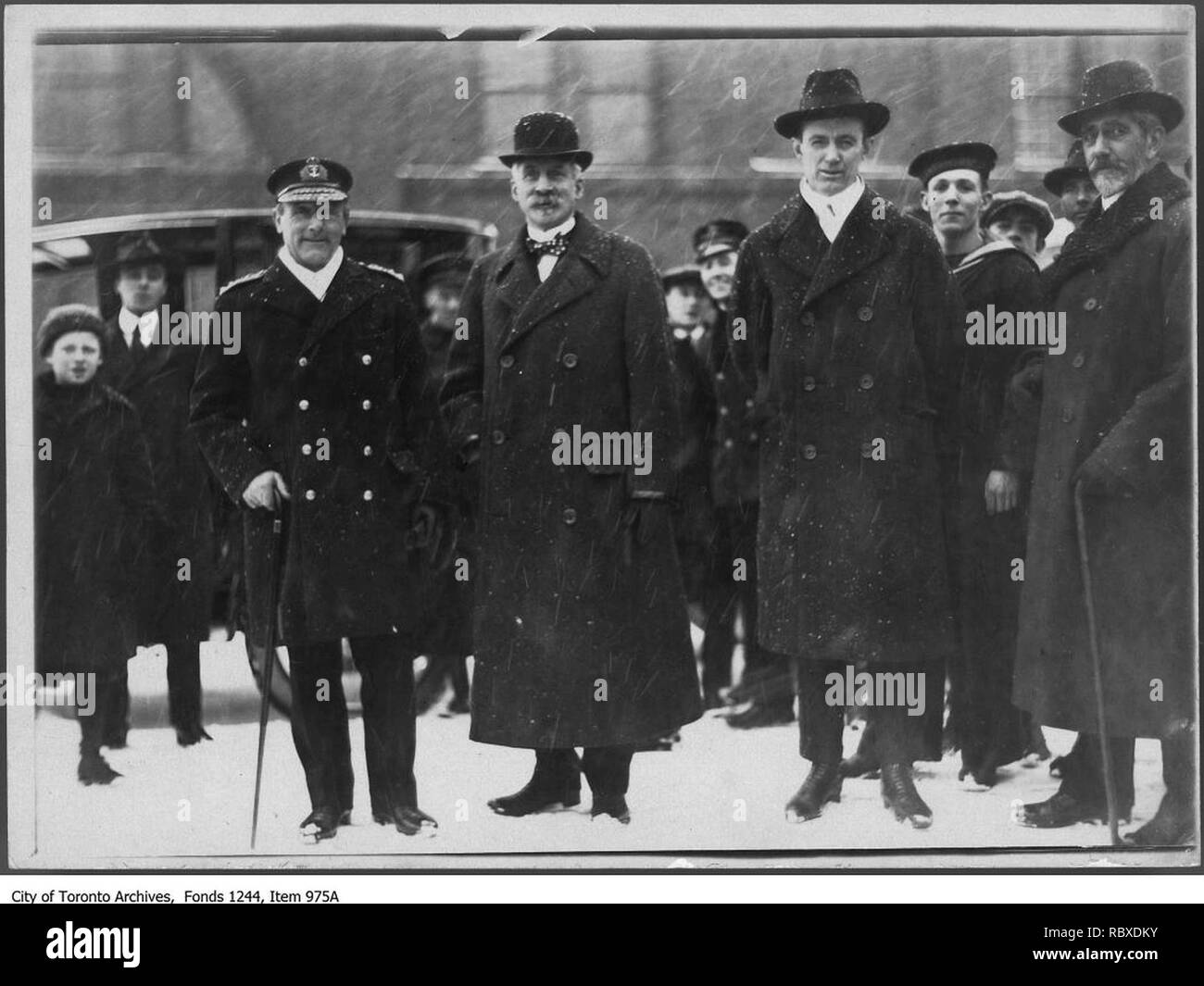 Admiral Jellico, Aemilius Jarvis, head of the Navy, and Mayor Tommy ...