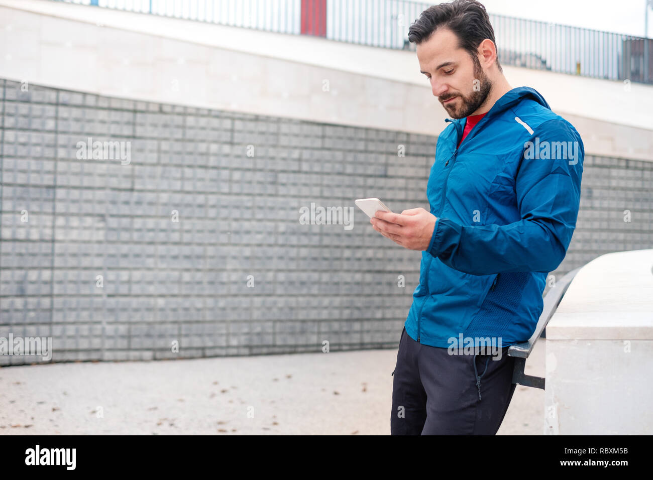 Urban portrait session hi-res stock photography and images - Alamy