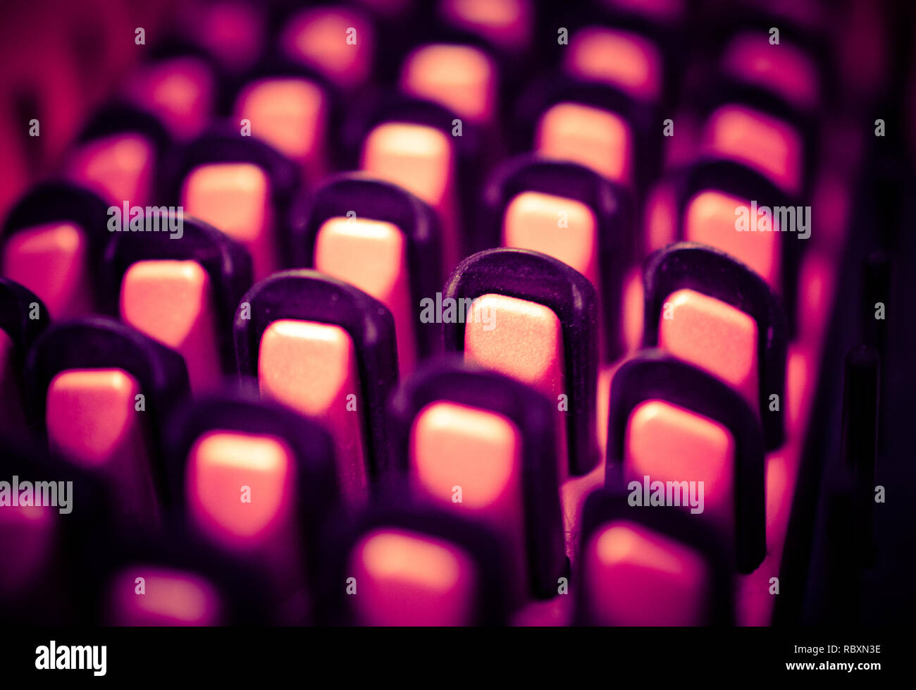 Row and column hi-res stock photography and images - Alamy