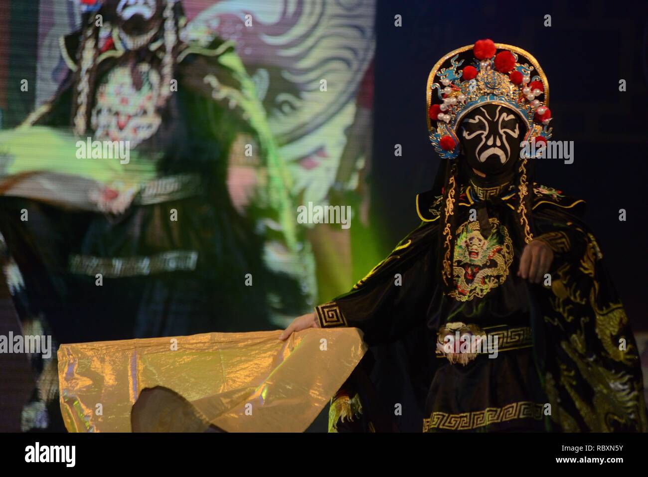 The man actor with mask changing dance show in Chinese New year ...
