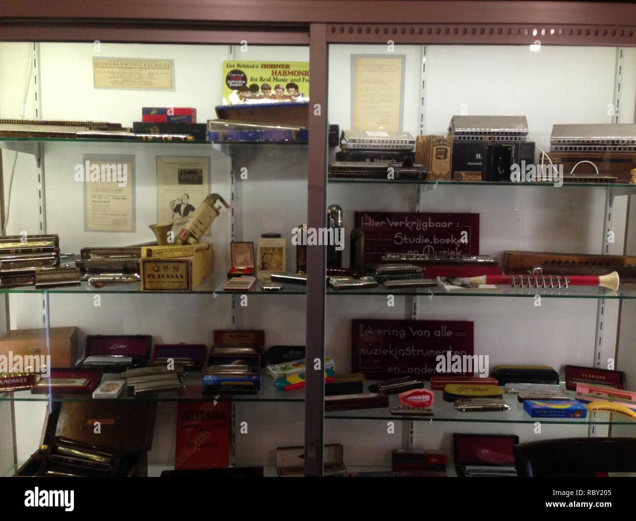 Accordeonmuseum De Muse - 09 harmonica's Stock Photo - Alamy