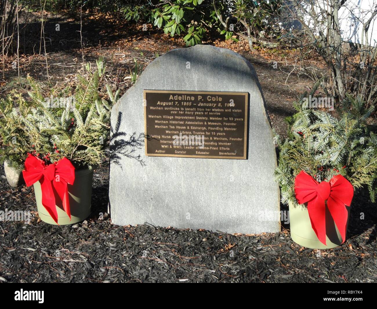 Cole memorial hi-res stock photography and images - Alamy