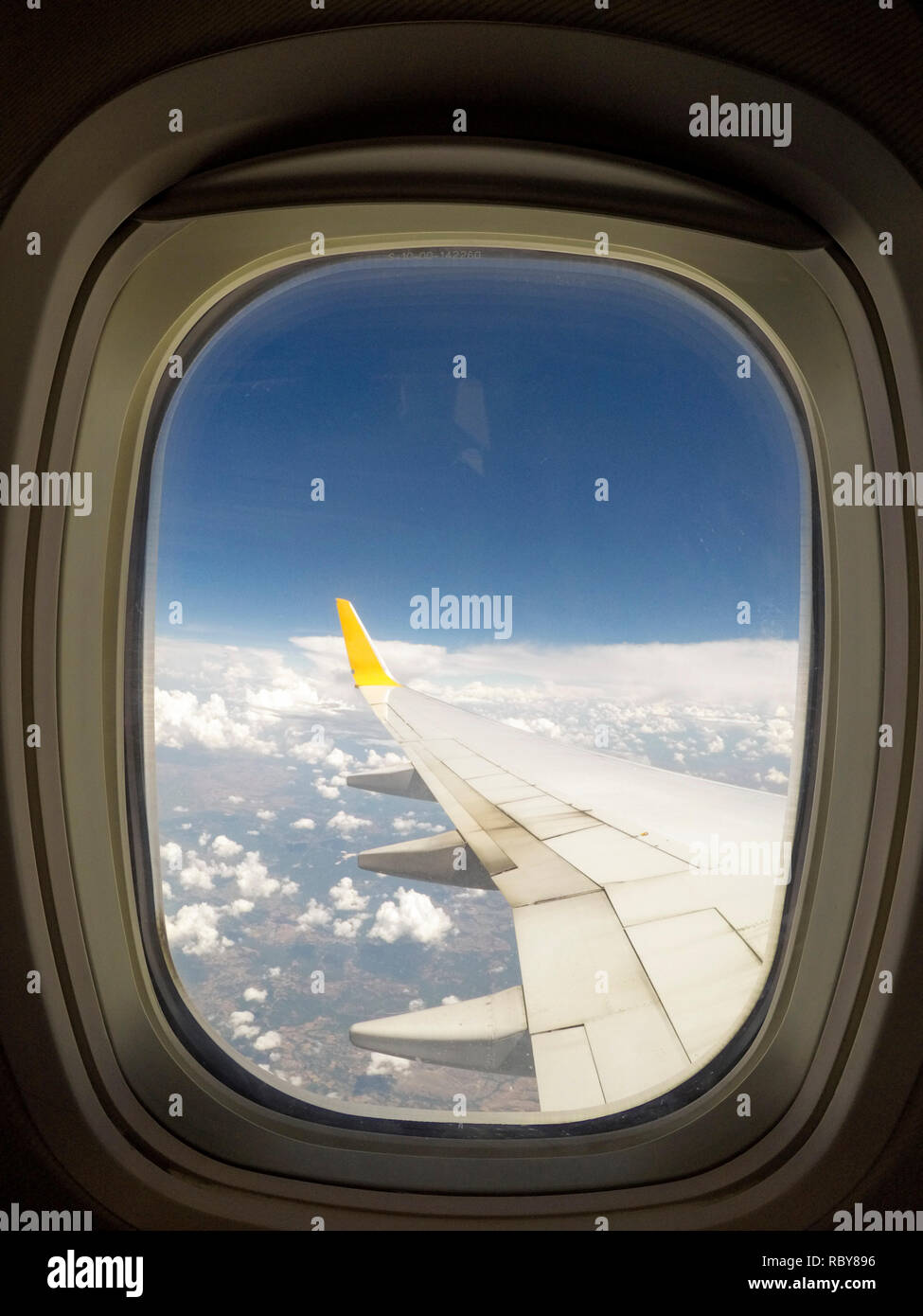 Aeroplane Wing Inside Aeroplane High Resolution Stock Photography and ...