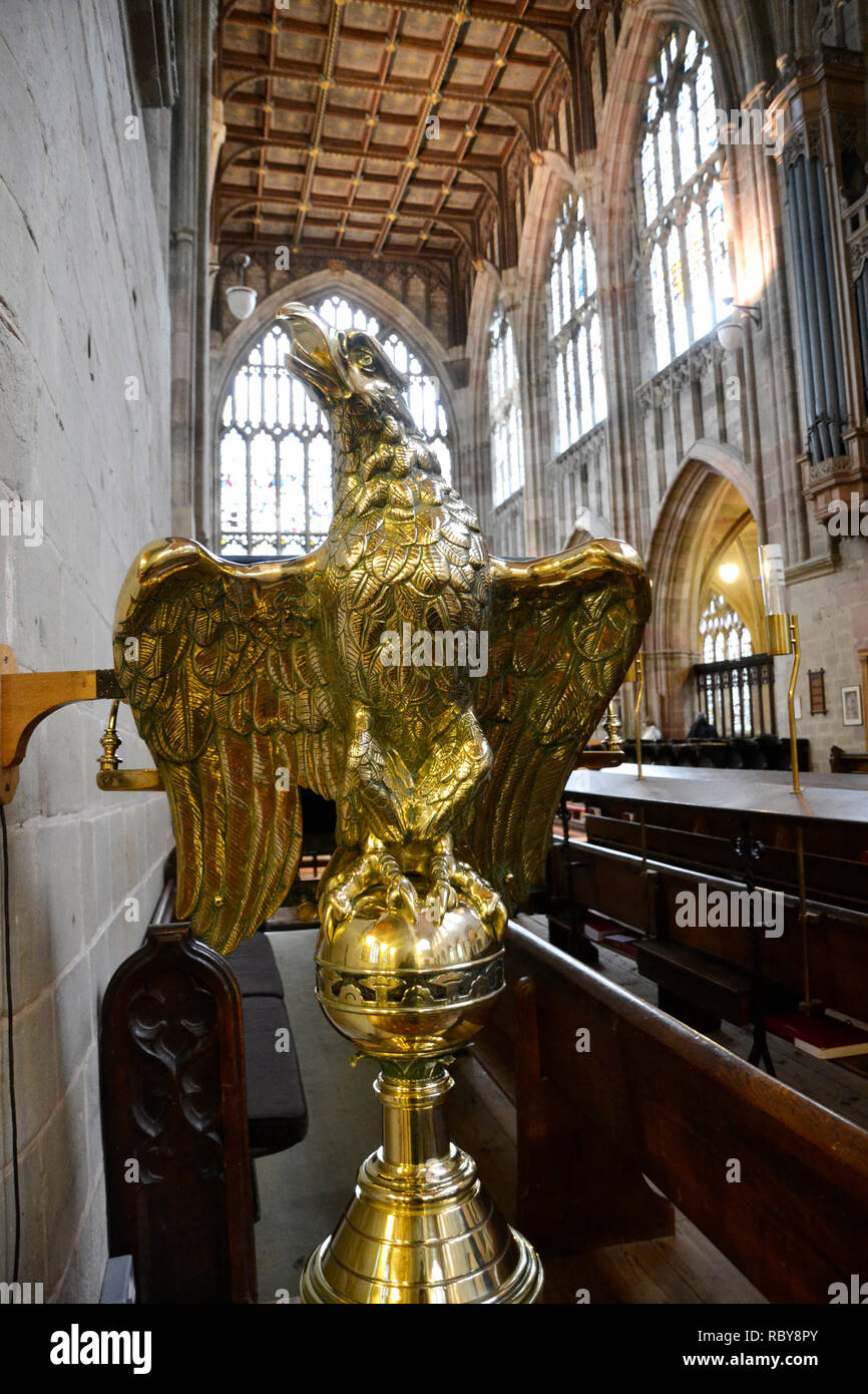 Eagle lectern hi-res stock photography and images - Alamy