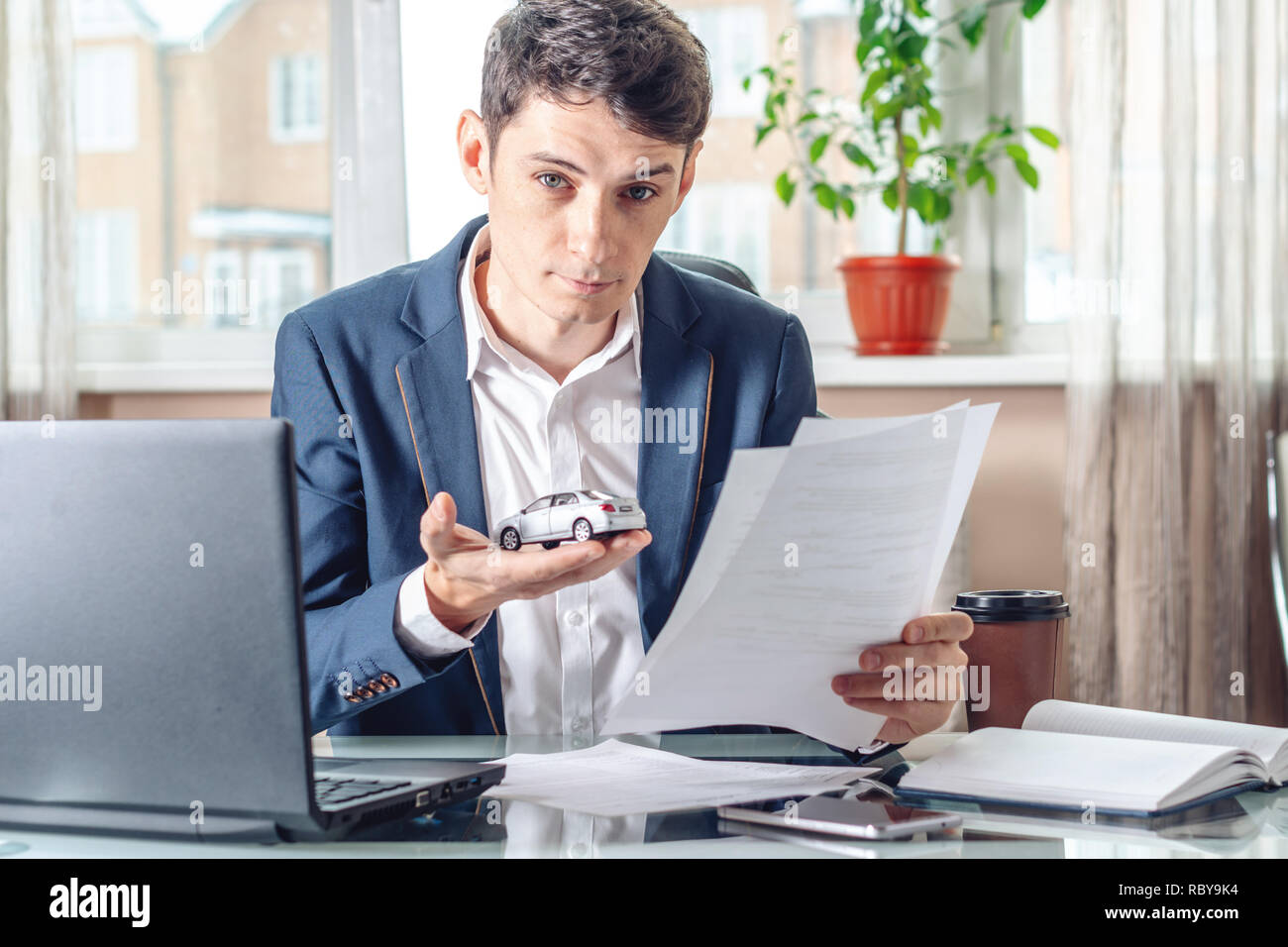 Rent a car documents hi-res stock photography and images - Alamy