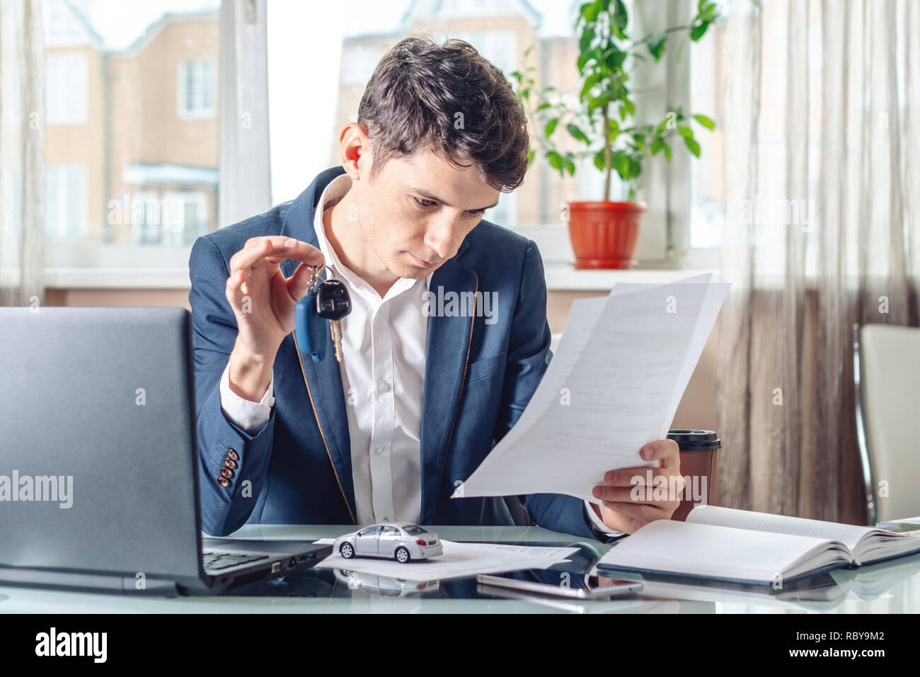 Car ownership document hi-res stock photography and images - Alamy
