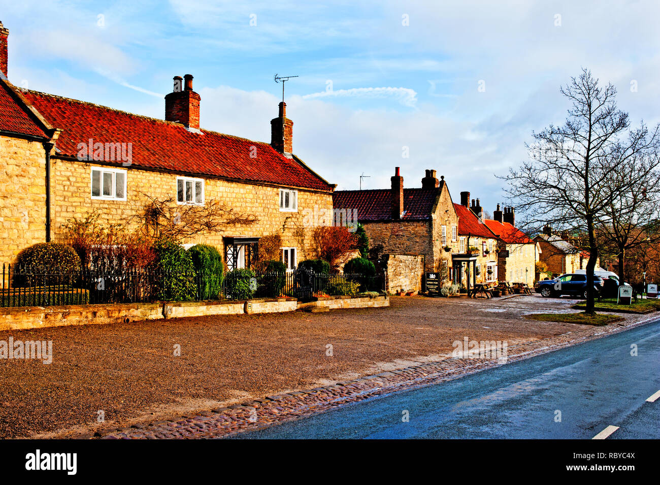 Village coxwold hi-res stock photography and images - Alamy