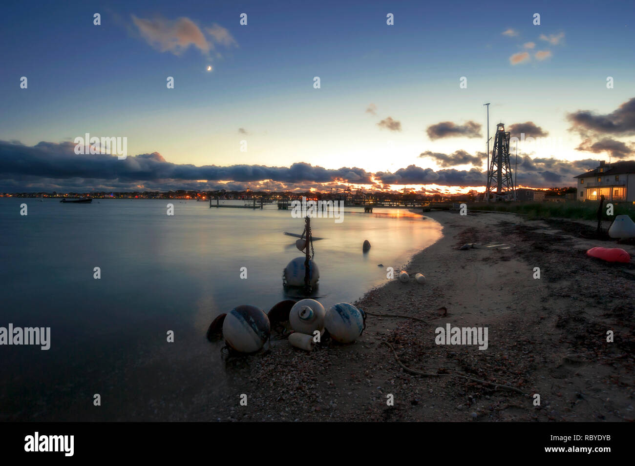 Harbour quiet hi-res stock photography and images - Alamy