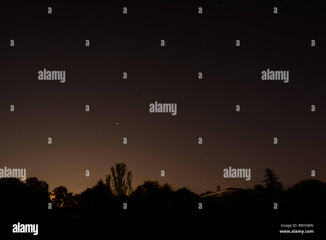 Late night sky hi-res stock photography and images - Alamy