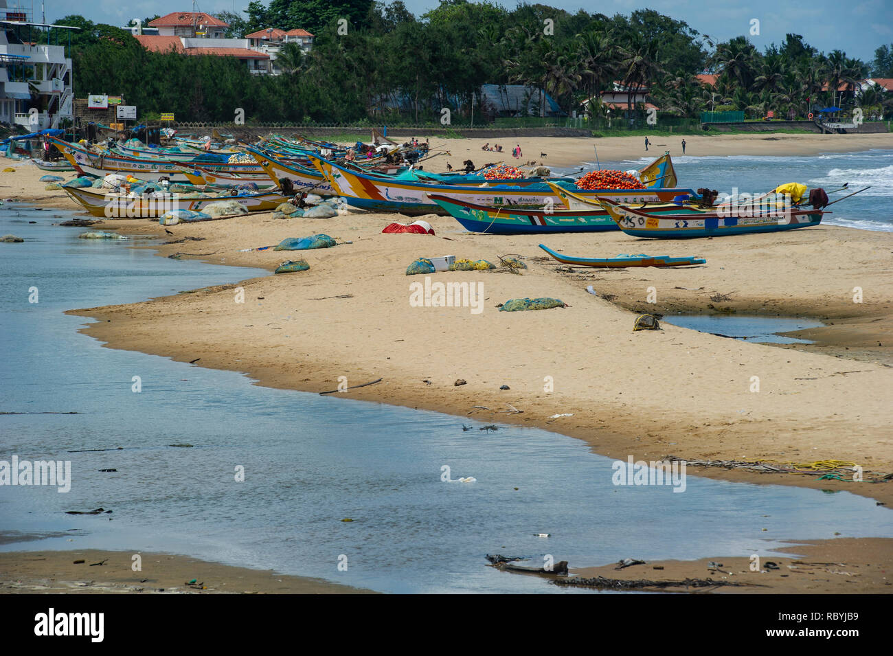 Monuments on the beach hi-res stock photography and images - Alamy