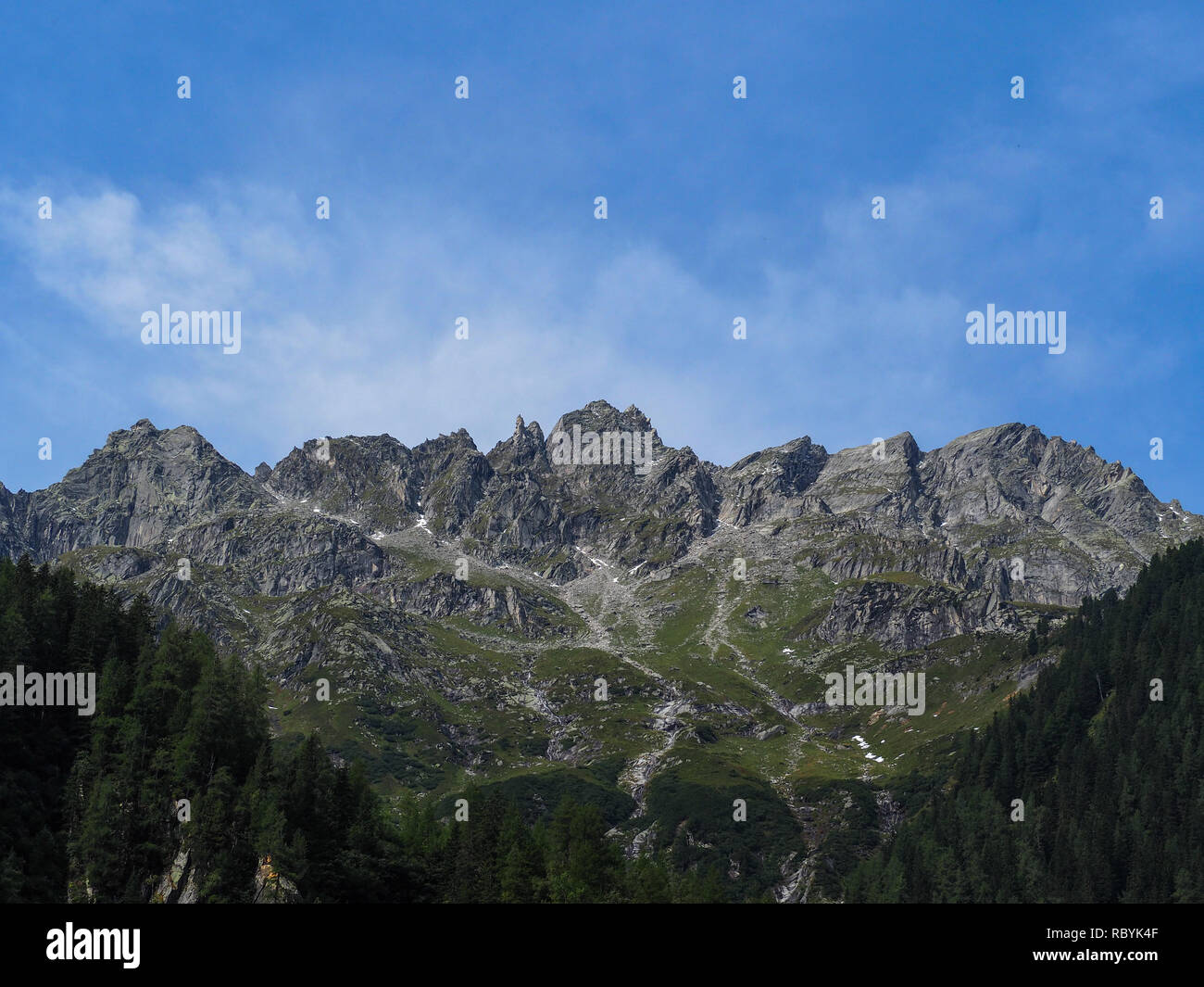 Steep cliff face cliff face hi-res stock photography and images - Alamy