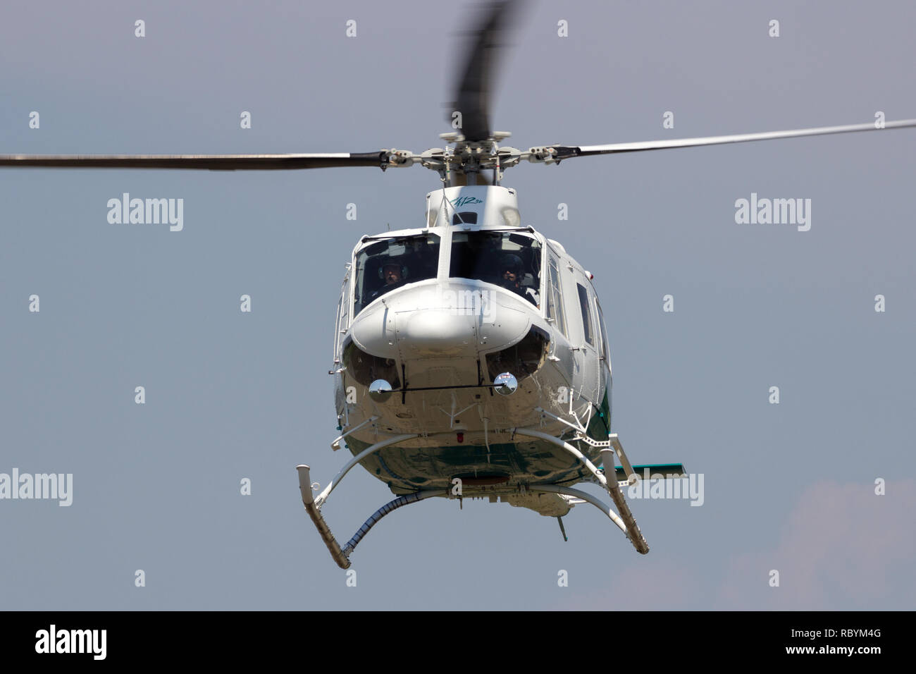 Bell 412 hi-res stock photography and images - Alamy