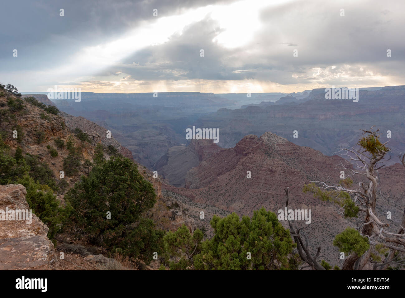 Dramatic view close to sunset over the Grand Canyon viewed from Desert ...