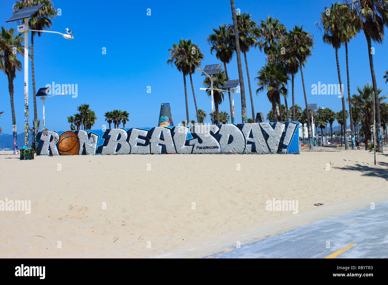 Graffiti, Santa Monica Beach Stock Photo - Alamy