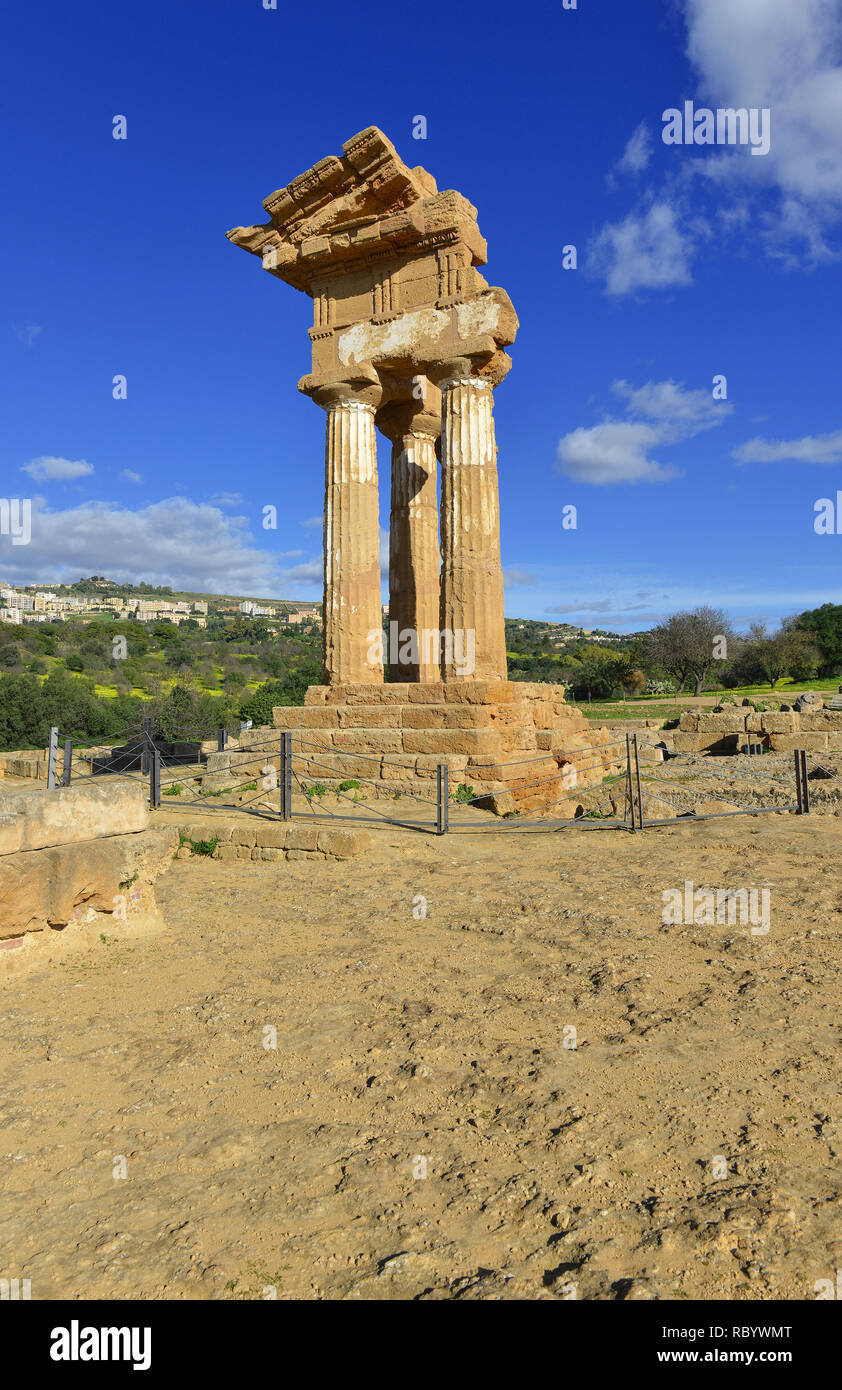 Ancient Greek Temples in Agrigento Sicily Stock Photo - Alamy