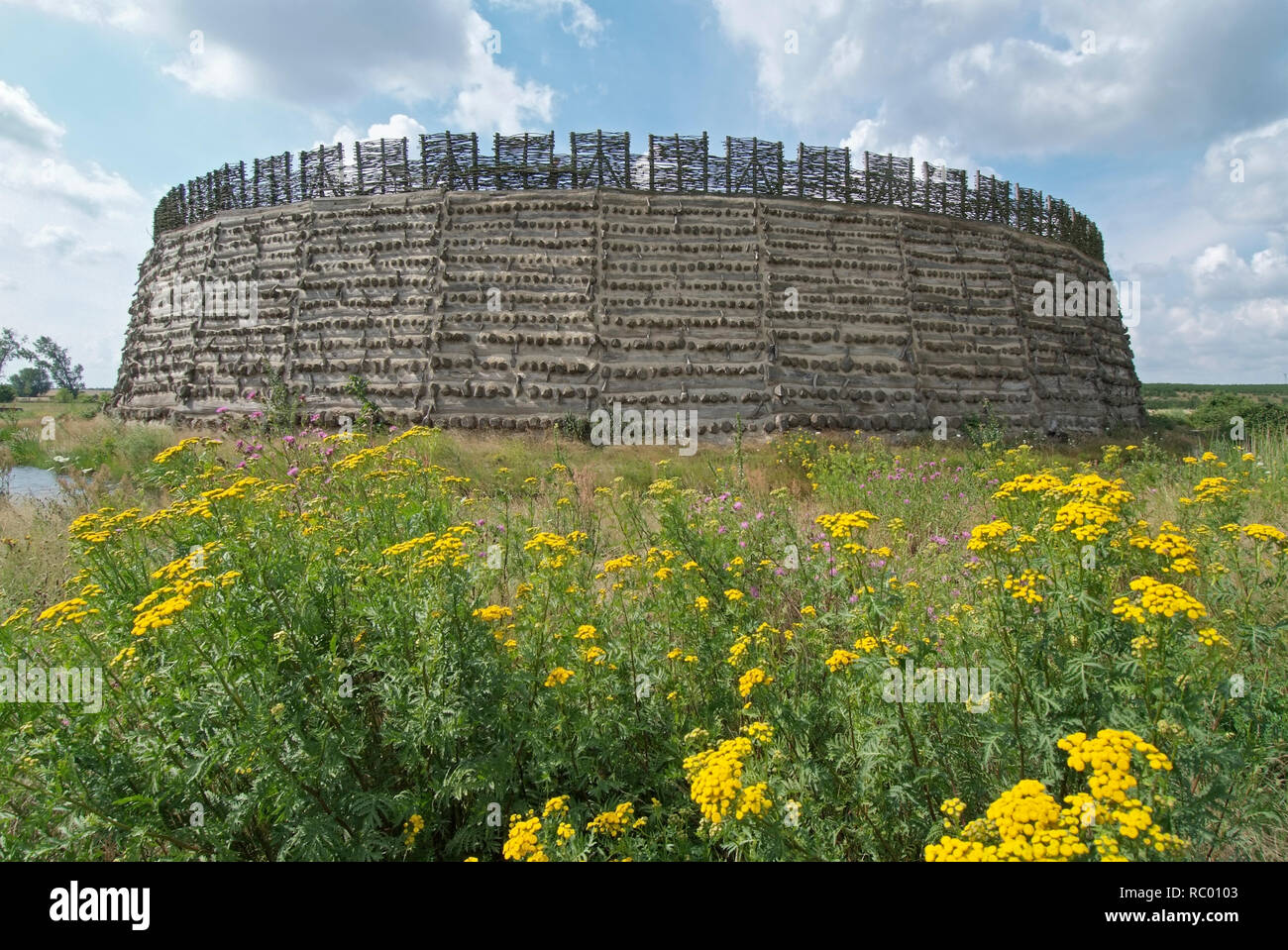 Slawenburg raddusch hi-res stock photography and images - Alamy