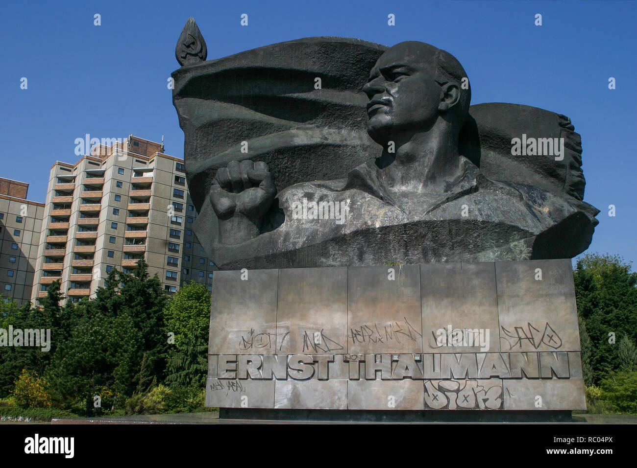 Ernst Thälmann Memorial - Ernst Thälmann-Denkmal, Prenzlauerberg ...