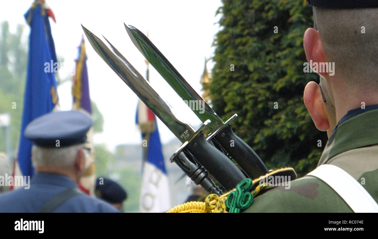 Man silhouette gun rear view hi-res stock photography and images - Alamy