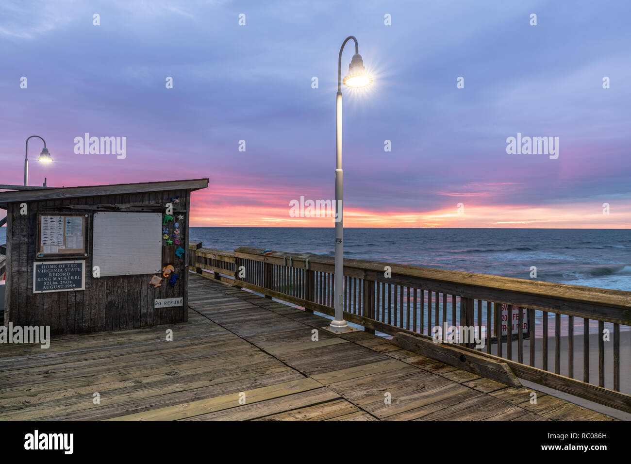 Sunrise from the Sandbridge Fishing Pier on Little Island Park in ...