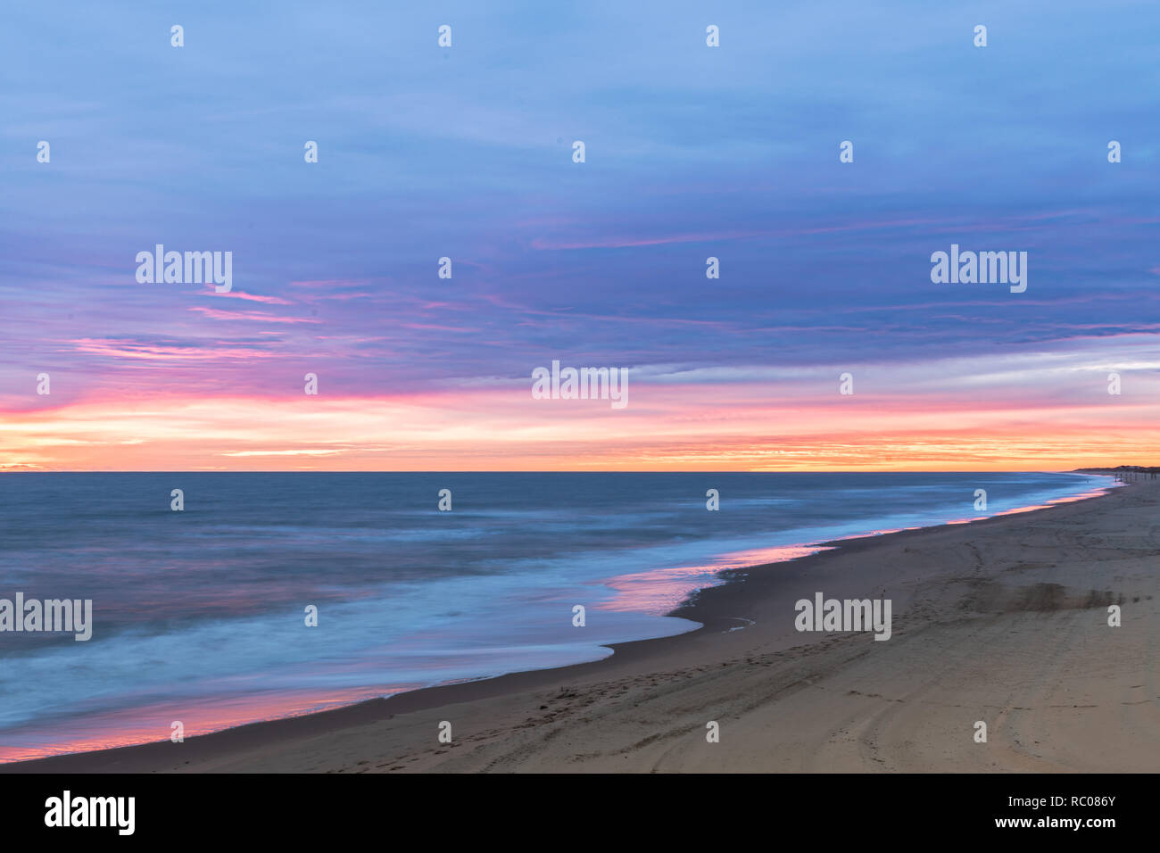 Sunrise along the Atlantic Ocean in Virginia Beach at Little Island ...