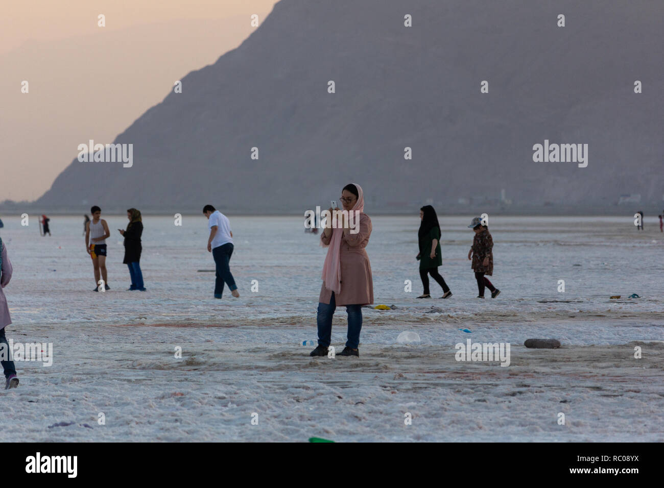 Iranian walking hi-res stock photography and images - Alamy