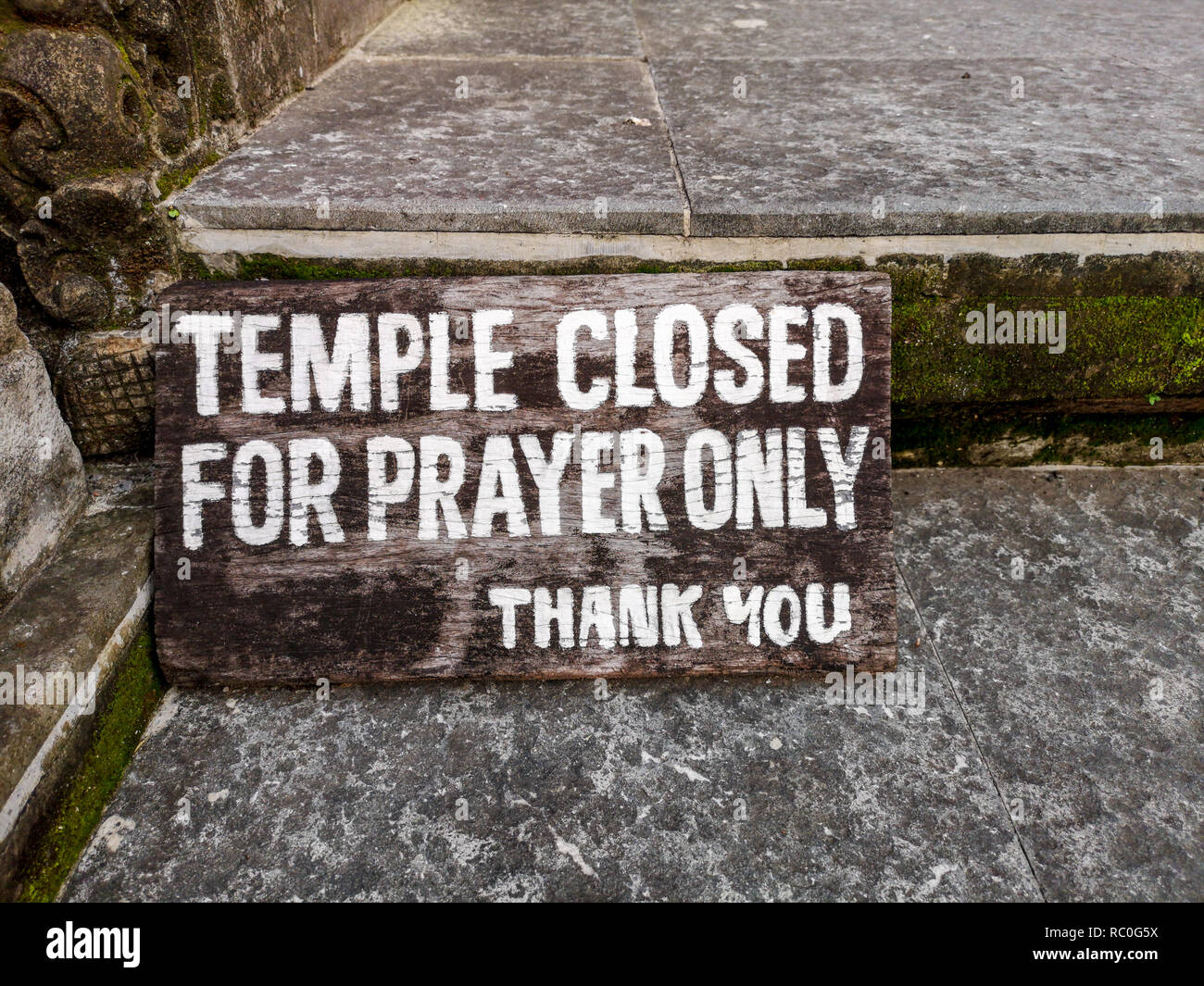 Temple sign board hi-res stock photography and images - Alamy