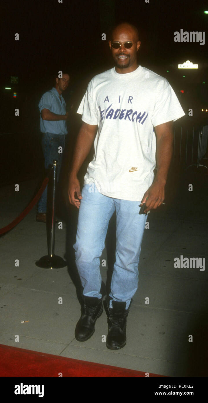 BEVERLY HILLS, CA - AUGUST 18: Actor Keenen Ivory Wayans attends ...