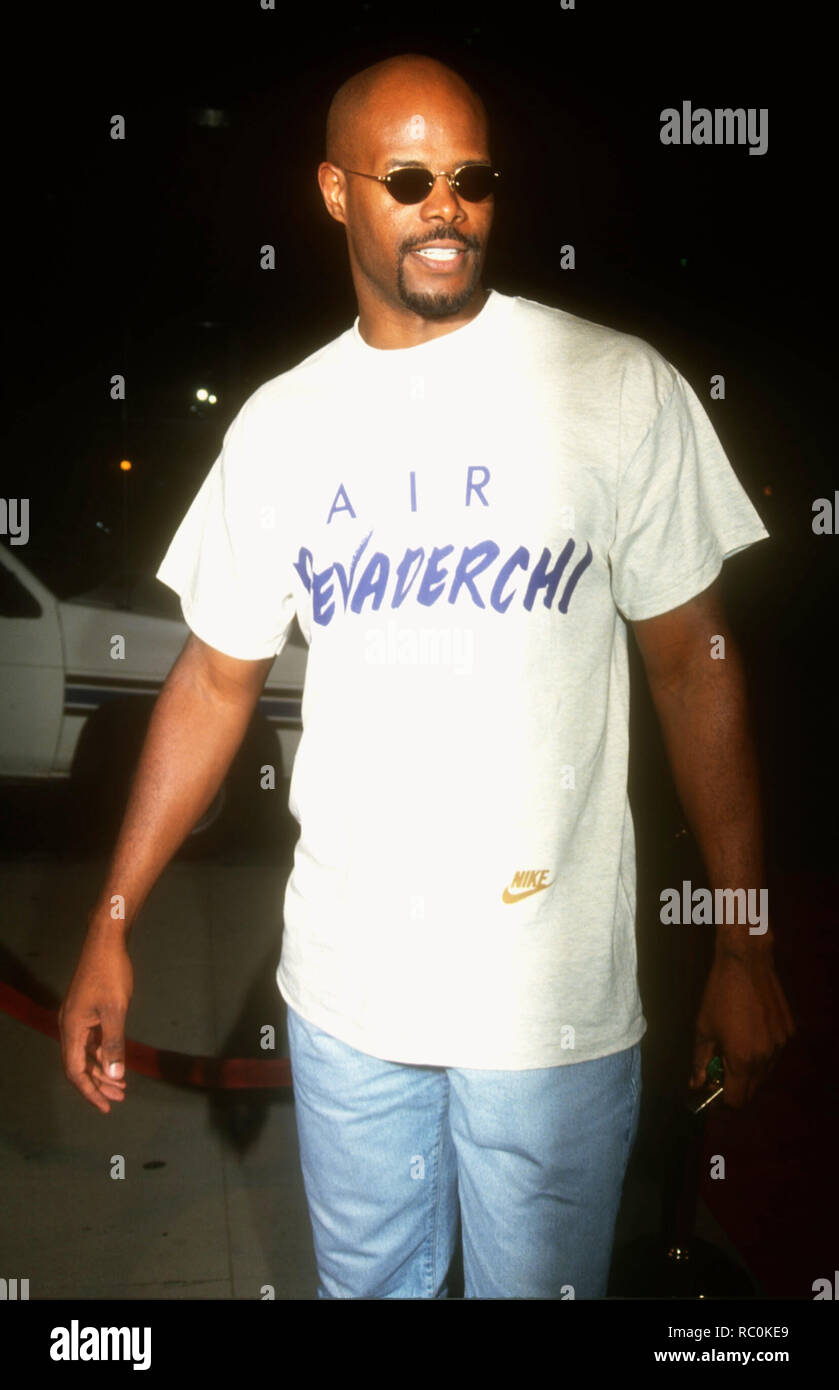 BEVERLY HILLS, CA - AUGUST 18: Actor Keenen Ivory Wayans attends ...