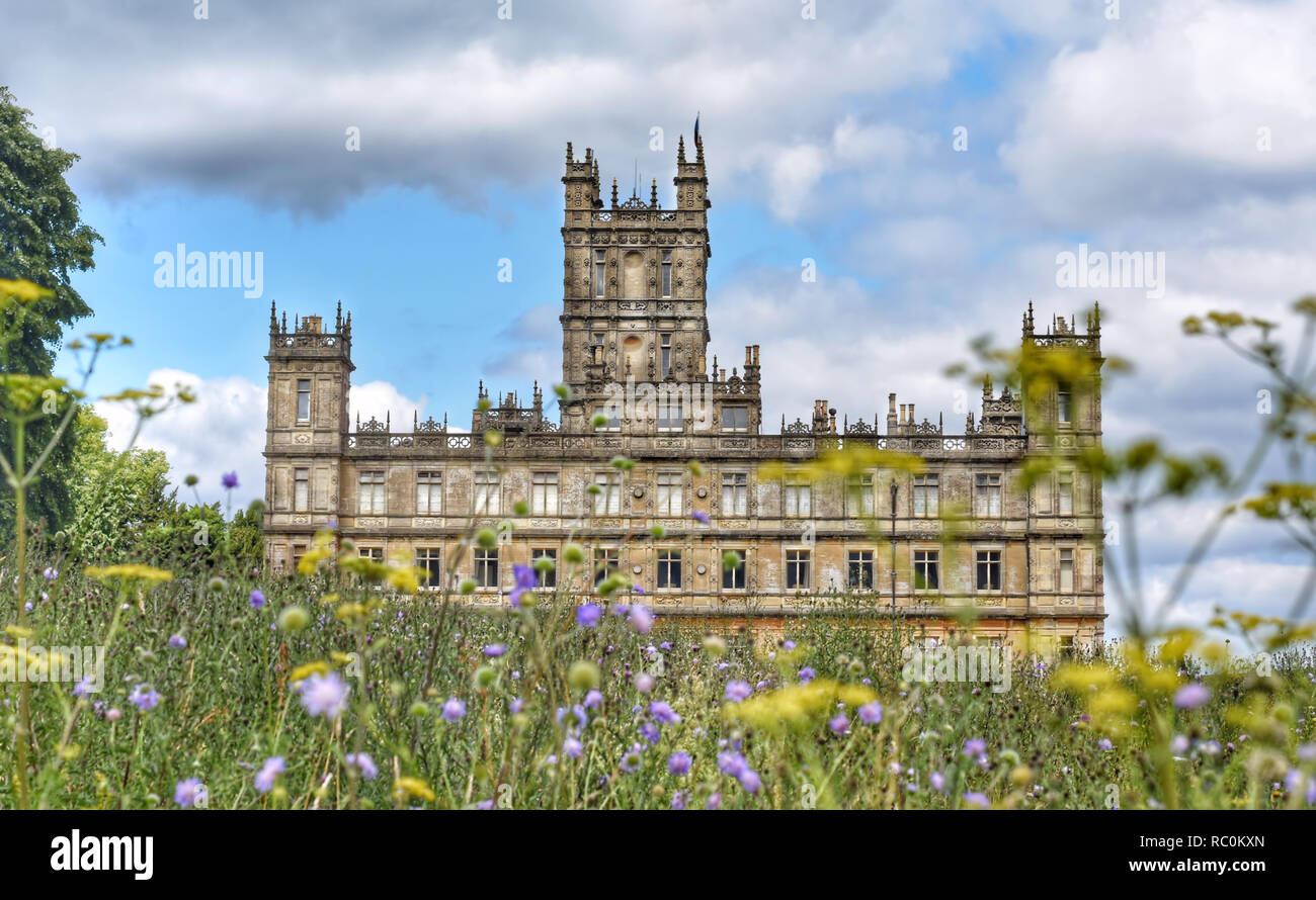 Highclere castle hi-res stock photography and images - Alamy