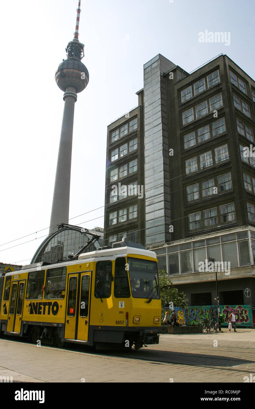 Tramway de berlin hi-res stock photography and images - Alamy