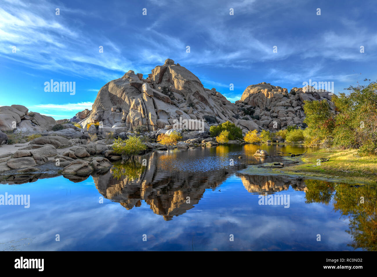 Barker Dam in Joshua Tree National Park in the evening at sunset Stock ...