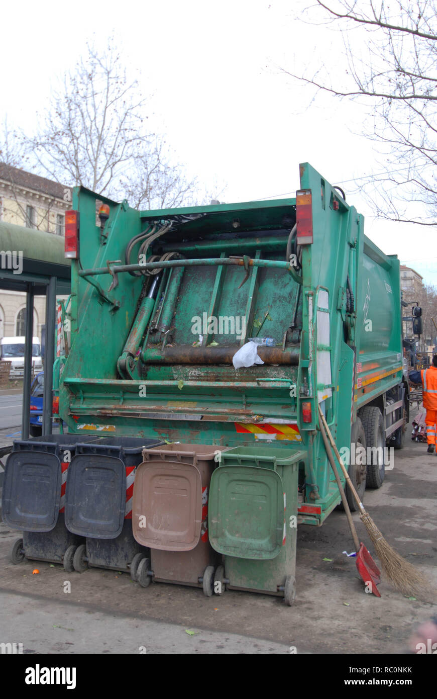 Bins with waste with food waste at the market Stock Photo - Alamy