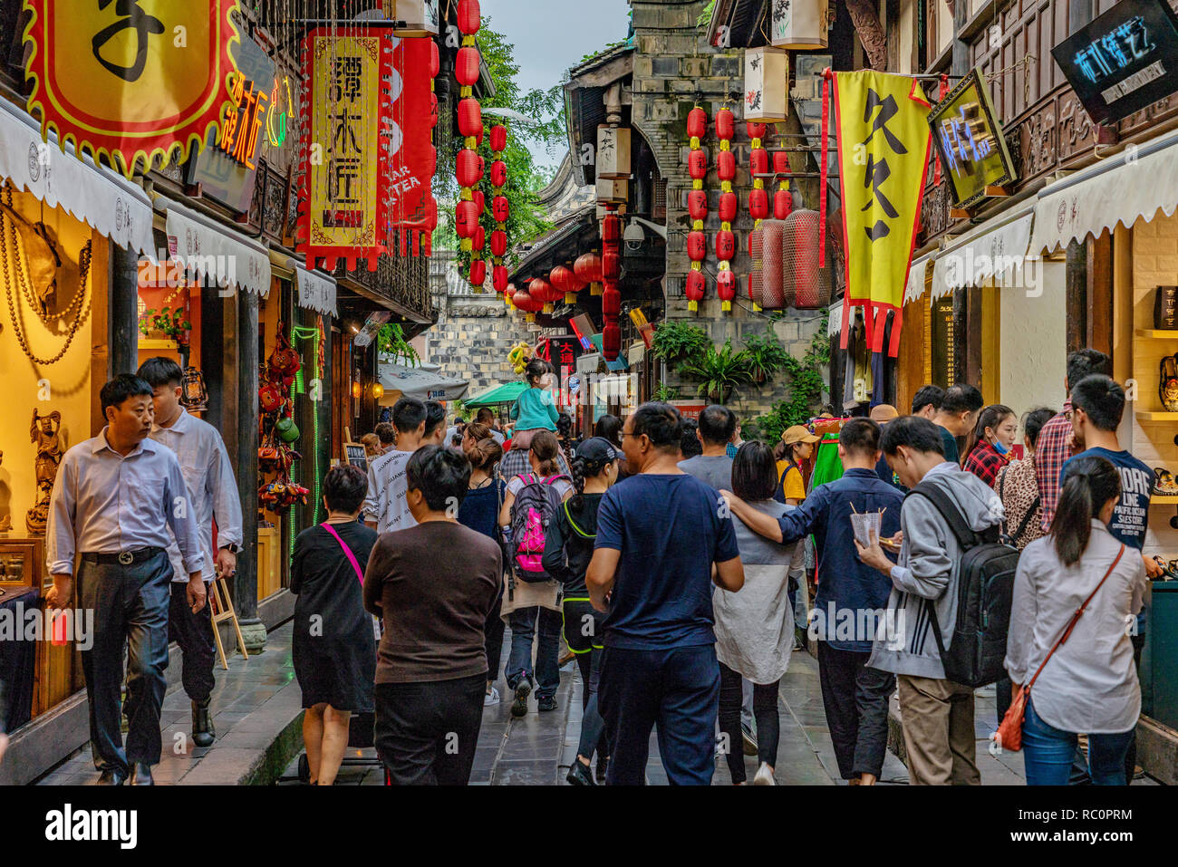 CHENGDU, CHINA - SEPTEMBER 25: Traditional Chinese alley with shops and ...