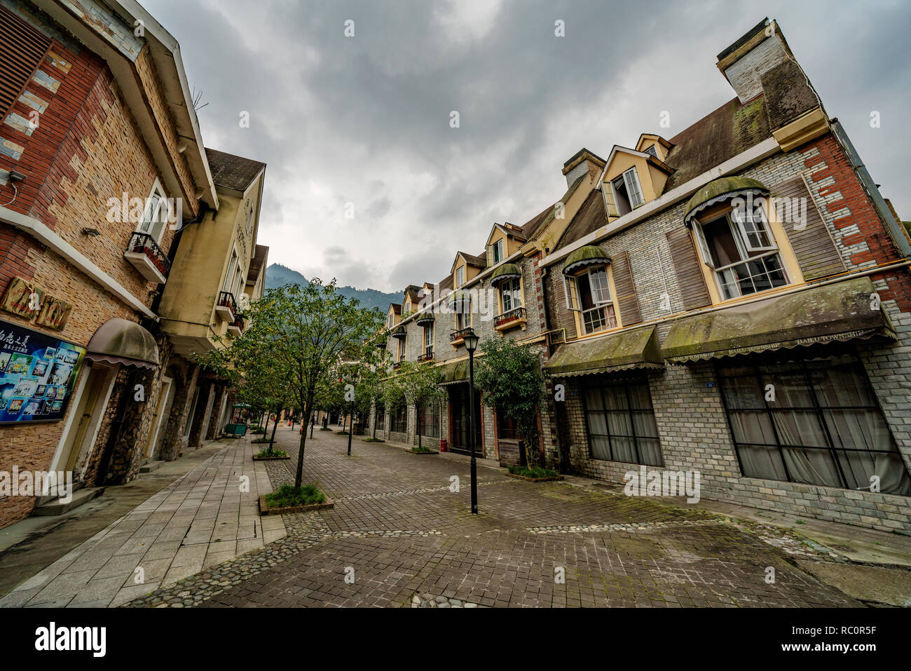 PENGZHOU, CHINA - OCTOBER 06: French European architecture at Bailu ...