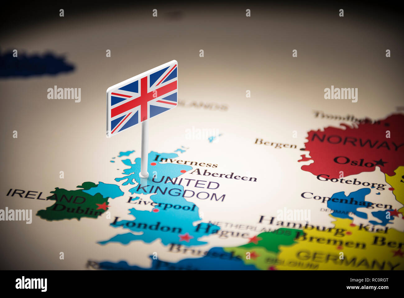 United Kingdom marked with a flag on the map Stock Photo - Alamy