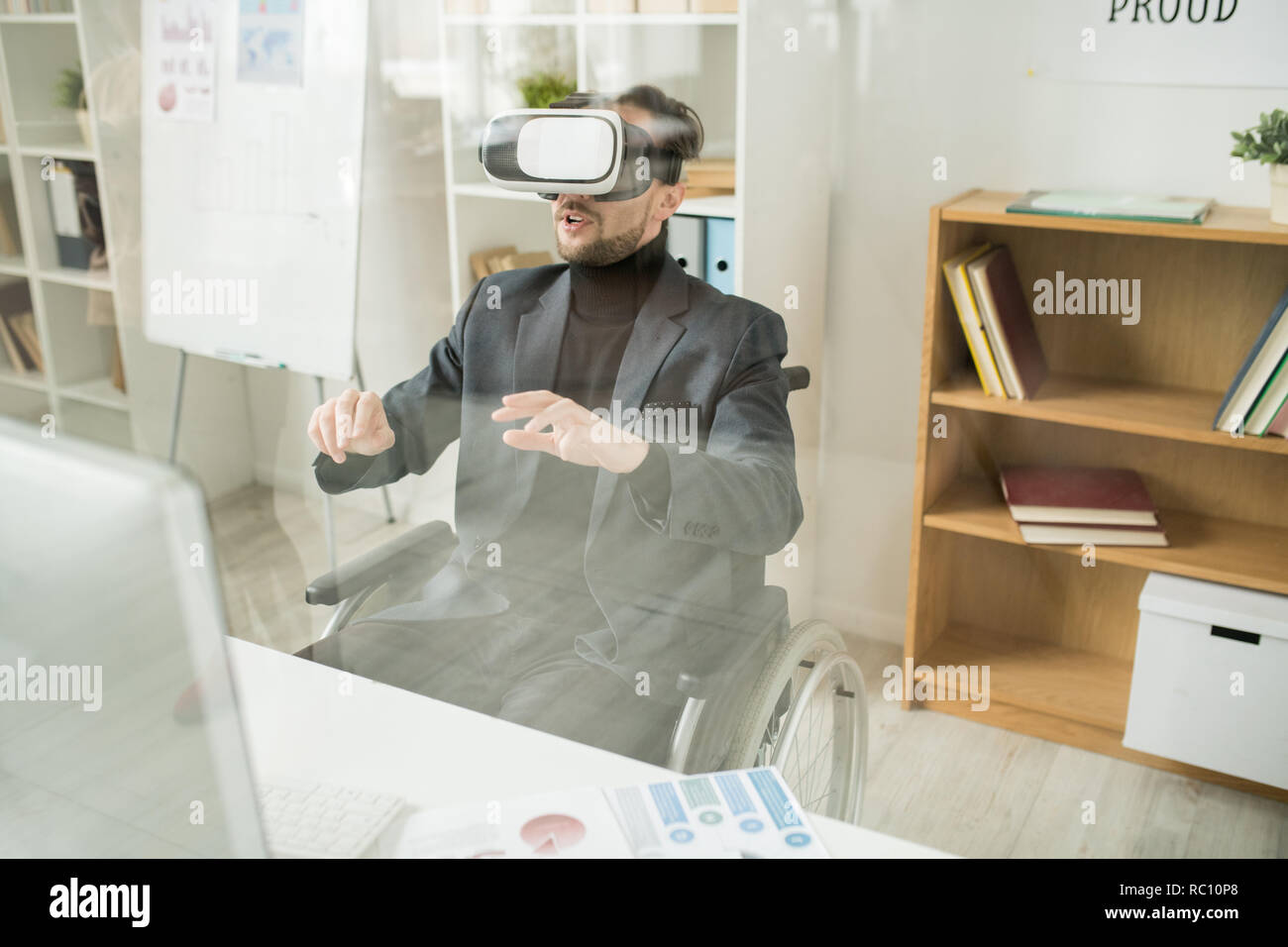 Disabled man virtual glasses hi-res stock photography and images - Alamy